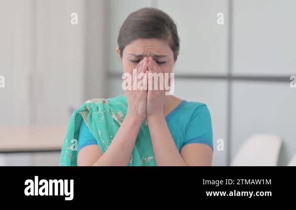 Indian woman sad sari Stock Videos & Footage - HD and 4K Video Clips ...