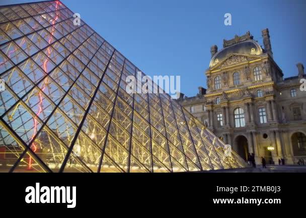 Pyramid glass Stock Videos & Footage - HD and 4K Video Clips - Alamy