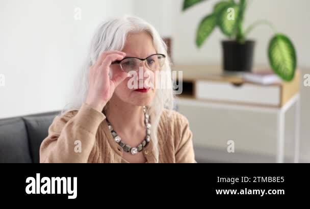Gray cataract Stock Videos & Footage - HD and 4K Video Clips - Alamy