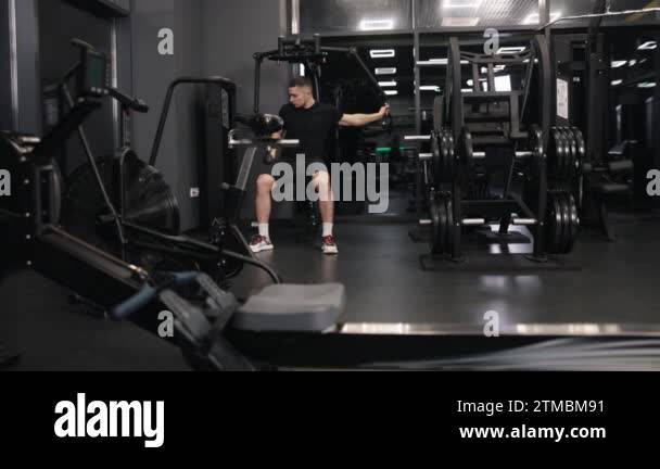 Bodybuilding routine, Proper form, Compound movements. Appealing, fit ...