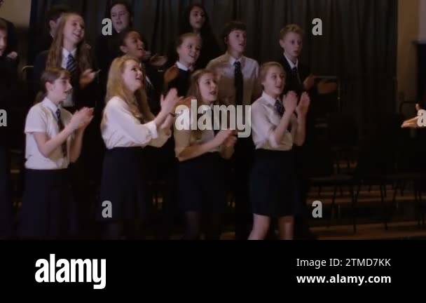 Students singing Stock Videos & Footage - HD and 4K Video Clips - Alamy