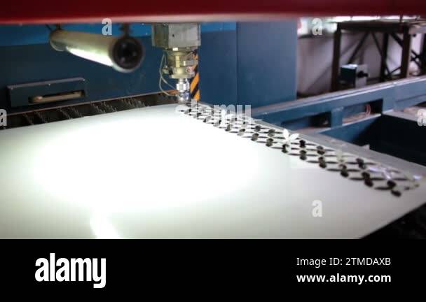 Cutting carving Stock Videos & Footage - HD and 4K Video Clips - Alamy