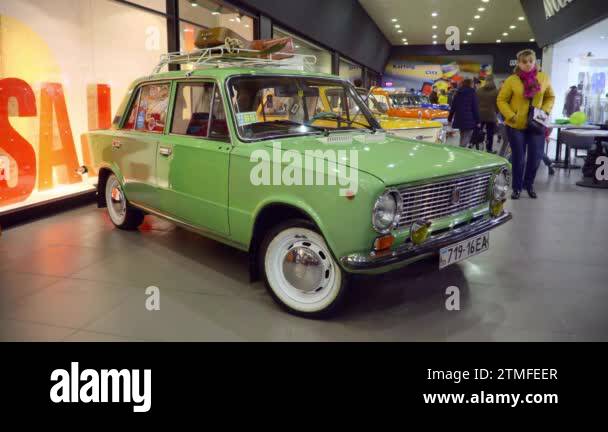 Vaz 2101 zhiguli Stock Videos & Footage - HD and 4K Video Clips - Alamy