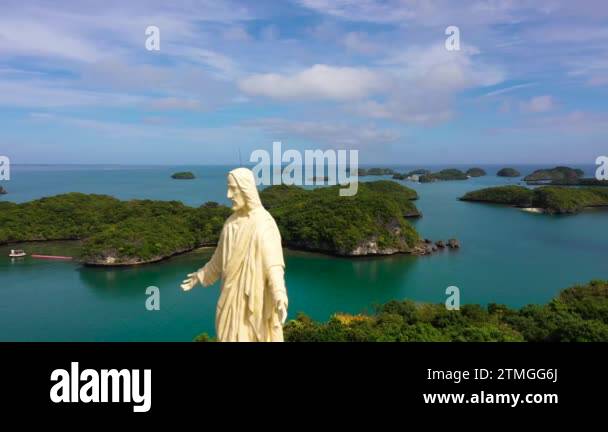 Statue of Jesus Christ on Pilgrimage island in Hundred Islands National ...