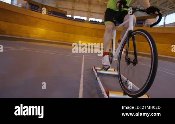 Static bike Stock Videos & Footage - HD and 4K Video Clips - Alamy