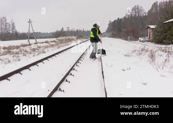 Frost railway platform Stock Videos & Footage - HD and 4K Video Clips ...