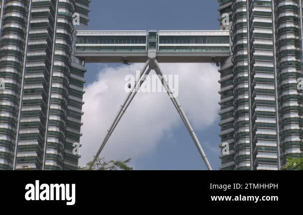 Petronas tower worker Stock Videos & Footage - HD and 4K Video Clips ...