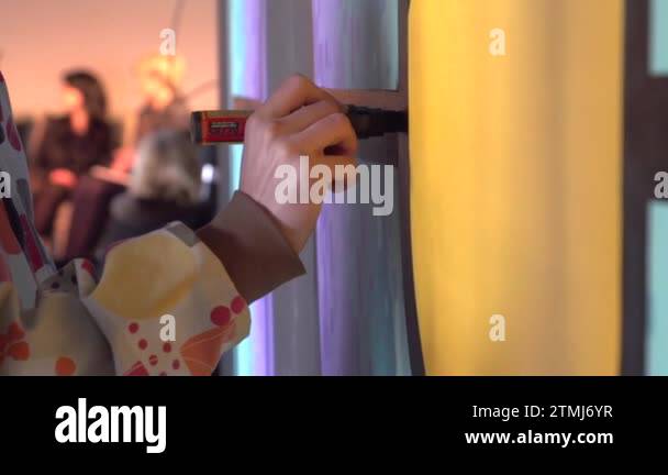 Fat border Stock Videos & Footage - HD and 4K Video Clips - Alamy