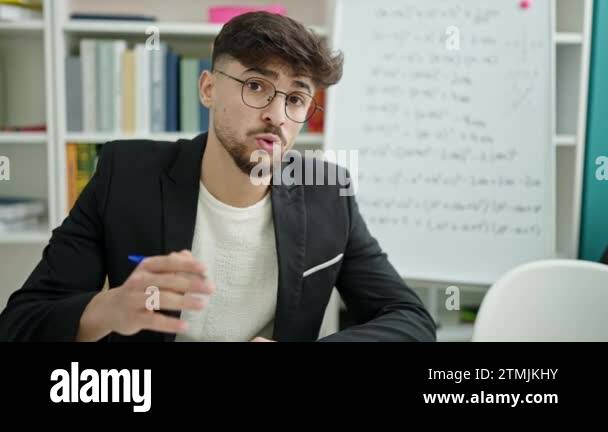 Arab college classroom Stock Videos & Footage - HD and 4K Video Clips ...