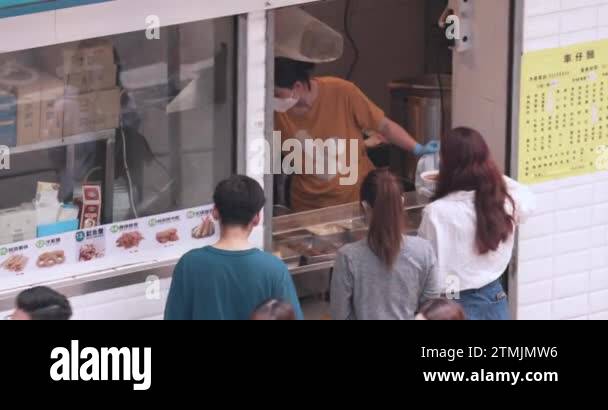 People Queue At Street Cafes In Hong Kong, Asian Street Food Stock ...