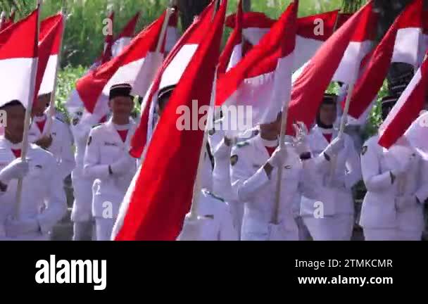 Flag raisers Stock Videos & Footage - HD and 4K Video Clips - Alamy