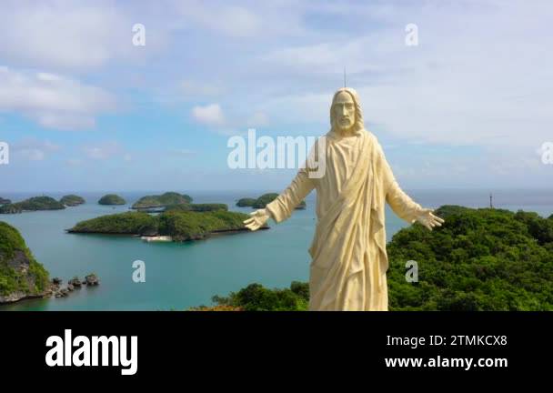 Statue of Jesus Christ on Pilgrimage island in Hundred Islands National ...