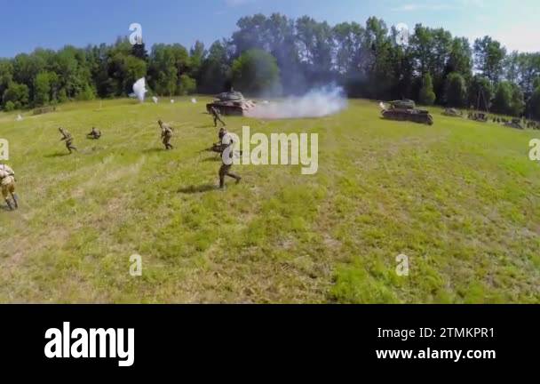 Red army tanks Stock Videos & Footage - HD and 4K Video Clips - Alamy