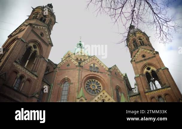 Saint lukes church Stock Videos & Footage - HD and 4K Video Clips - Alamy