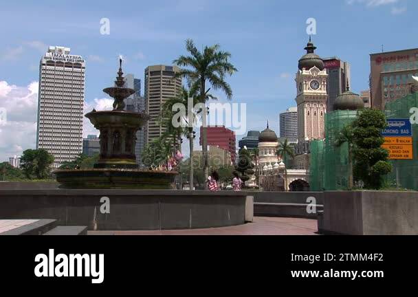 Sultan abdul samad building from merdeka square Stock Videos & Footage ...