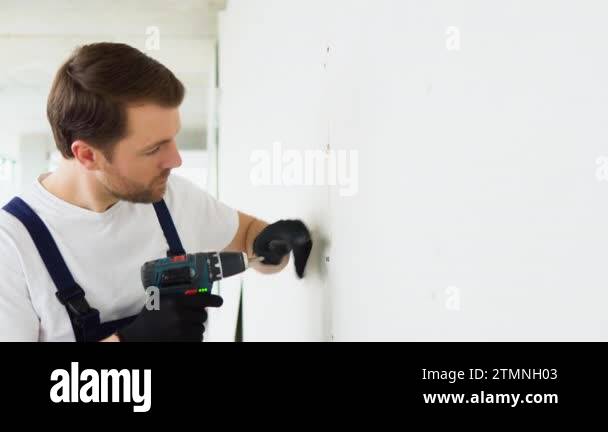 Installing plasterboard Stock Videos & Footage - HD and 4K Video Clips ...