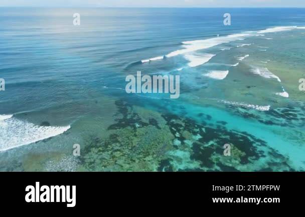 Rip current aerial Stock Videos & Footage - HD and 4K Video Clips - Alamy