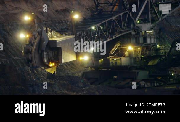 Mining giant Stock Videos & Footage - HD and 4K Video Clips - Alamy