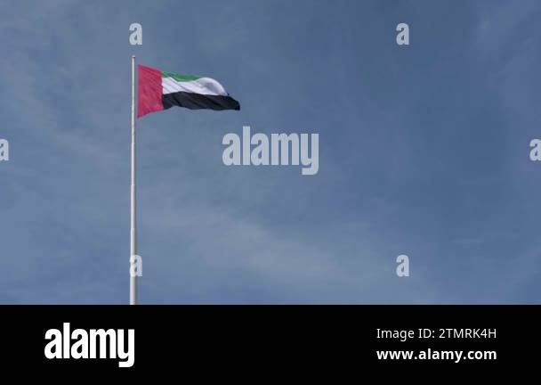 Flag on the UAE Flagpole in Abu Dhabi GIANT FLAG Tallest flagpole in ...