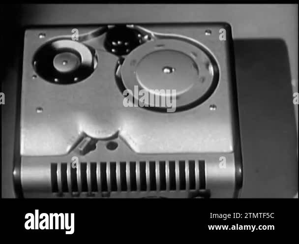Wire recorder Stock Videos & Footage - HD and 4K Video Clips - Alamy