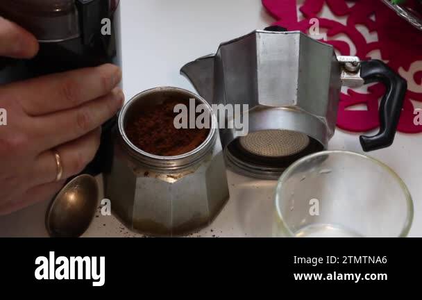 Geyser coffee machine Stock Videos & Footage - HD and 4K Video Clips ...