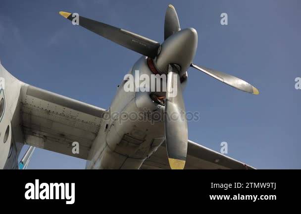 Airbus engine blades Stock Videos & Footage - HD and 4K Video Clips - Alamy