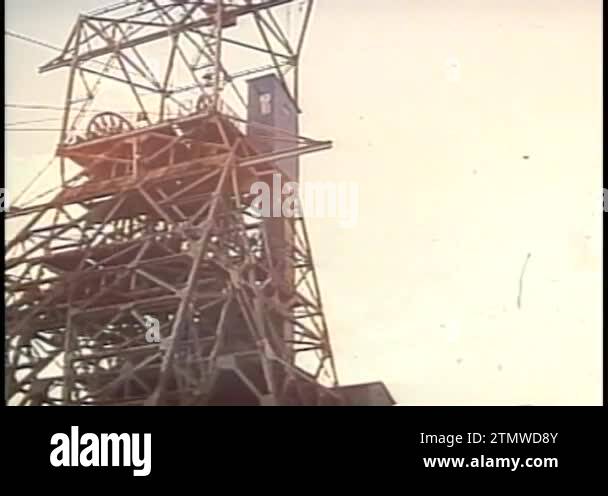 Mine elevator Stock Videos & Footage - HD and 4K Video Clips - Alamy