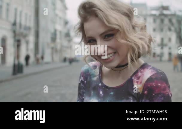 Proposal In The Street 4K Stock Video Footage - Alamy