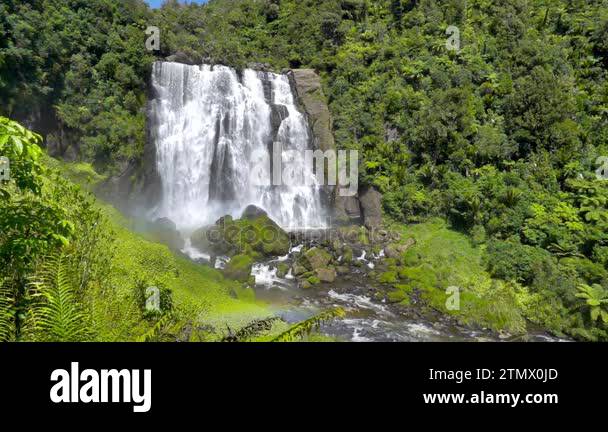 Marokopa falls new zealand Stock Videos & Footage - HD and 4K Video ...