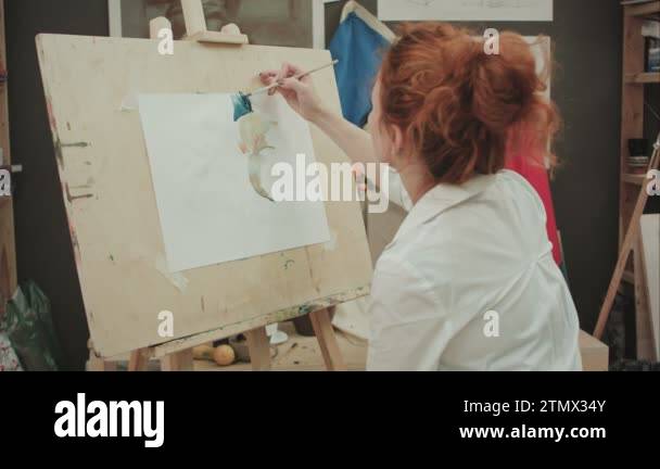 Still life in studio Stock Videos & Footage - HD and 4K Video Clips - Alamy