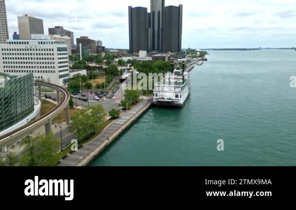 Renaissance river Stock Videos & Footage - HD and 4K Video Clips - Alamy