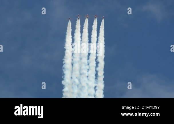 10998 Stock Videos & Footage - HD and 4K Video Clips - Alamy