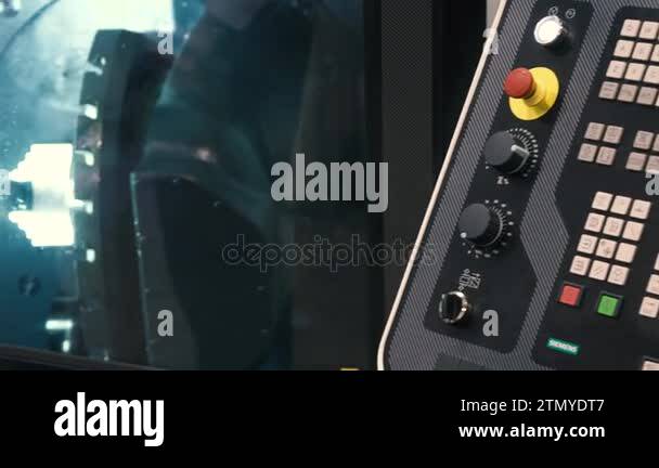 Control chamber Stock Videos & Footage - HD and 4K Video Clips - Alamy
