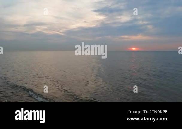 Peace and calming Stock Videos & Footage - HD and 4K Video Clips - Alamy