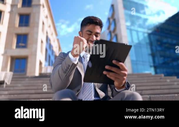 Invest buildings Stock Videos & Footage - HD and 4K Video Clips - Alamy