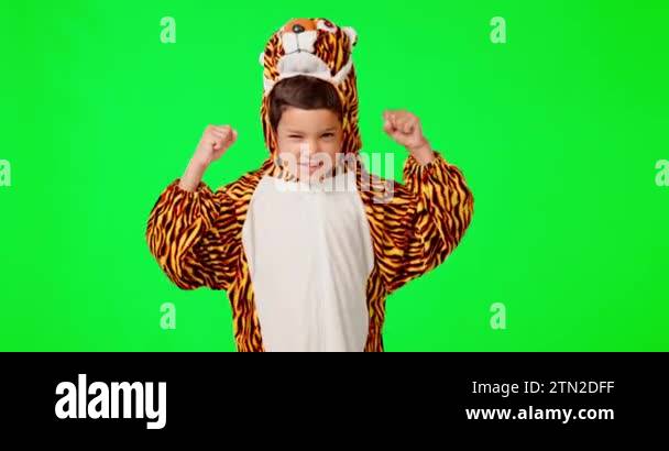 Kid and tiger Stock Videos & Footage - HD and 4K Video Clips - Alamy