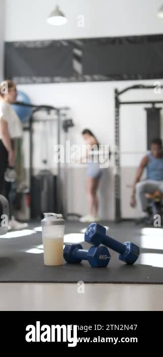 Supplement shake Stock Videos & Footage - HD and 4K Video Clips - Alamy