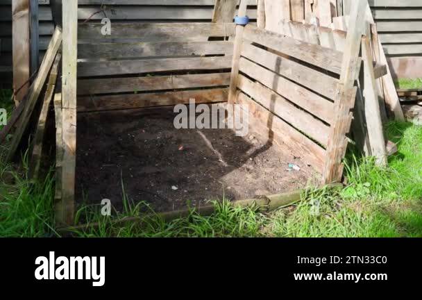 High street waste bin Stock Videos & Footage - HD and 4K Video Clips ...