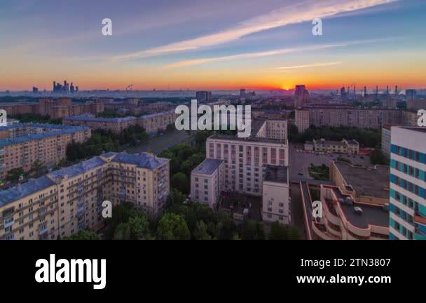 Residential buildings on Leninskiy avenue, Stalin skyscrapers and ...