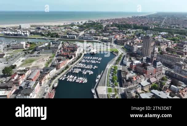 Harbor city hall Stock Videos & Footage - HD and 4K Video Clips - Alamy