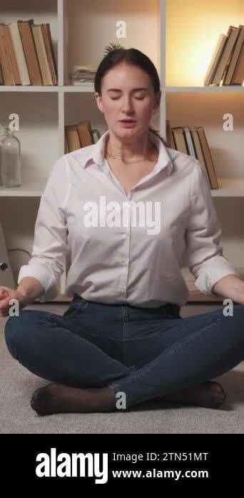 Vertical video. Stress relief. Meditation therapy. Home training ...