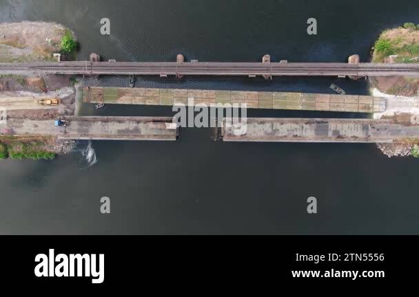 Pontoon bridge of the Ukrainian army. Installation of a temporary ...