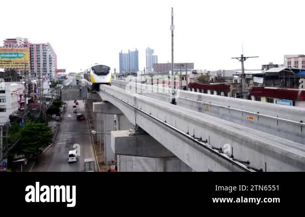 Bangkok,Thailand - 6June, 2023: Thai electric monorail train yellow ...
