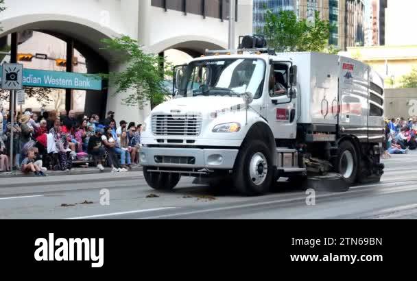 Hopper canada Stock Videos & Footage - HD and 4K Video Clips - Alamy