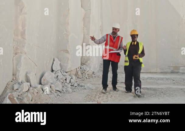 Rock plan Stock Videos & Footage - HD and 4K Video Clips - Alamy