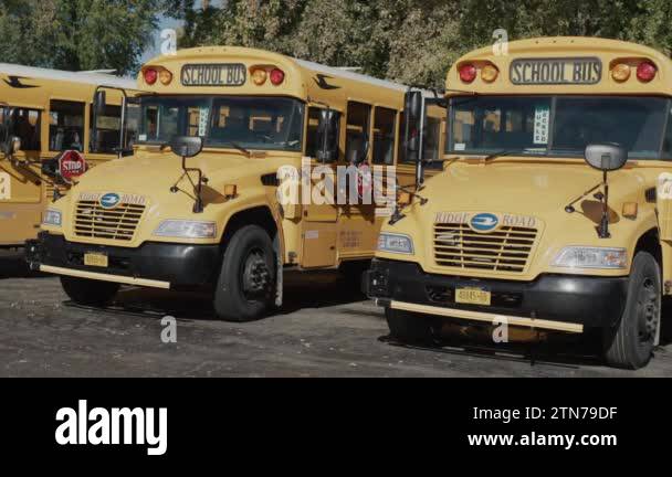 Buses stand Stock Videos & Footage - HD and 4K Video Clips - Alamy