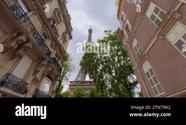 The most popular street and photo spot with the Eiffel Tower in the ...