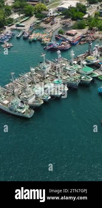 Fishing vessels lining around the harbor of General Santos Fish Port ...