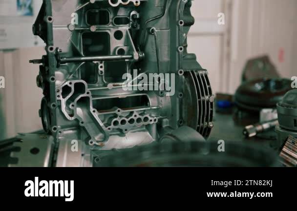Clean engine block Stock Videos & Footage - HD and 4K Video Clips - Alamy