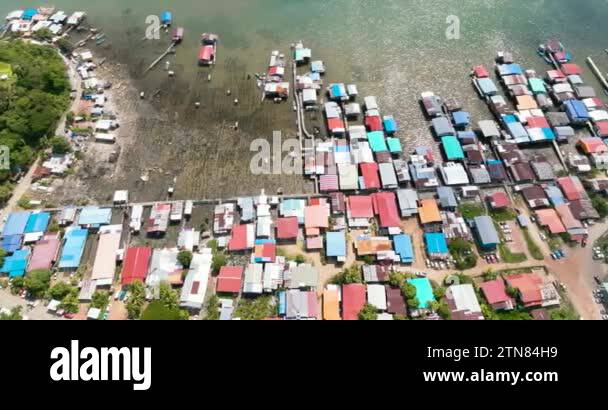 Sabah water village Stock Videos & Footage - HD and 4K Video Clips - Alamy